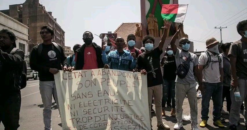 La Gen Z Madagascar présente au pouvoir la facture de son arrogance - Madagascar-Tribune.com